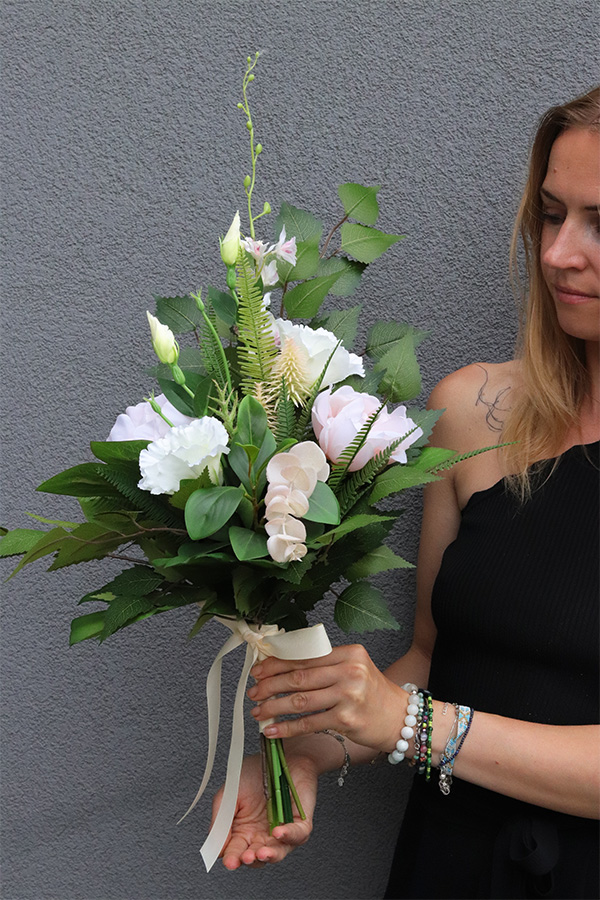 Jellena Pinkalla, bukiet nagrobny wiązany, dł.55cm - tendom.pl