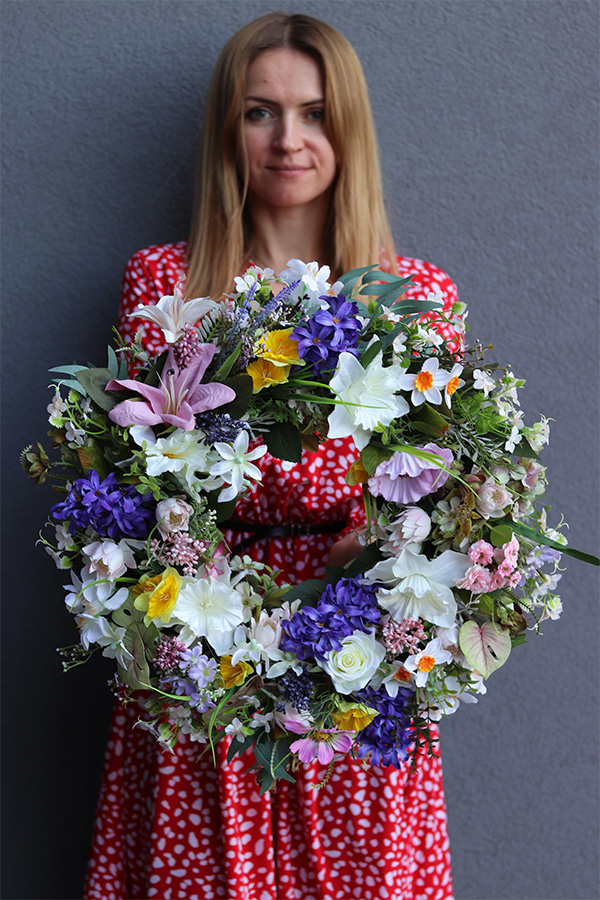 Wiosenna Rabata, kwiatowy wianek na drzwi, śr.46cm - tendom.pl