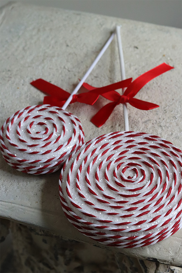 OD RĘKI Lollypop Candy, lizak świąteczny na patyku ozdoba, biały, 2szt ...